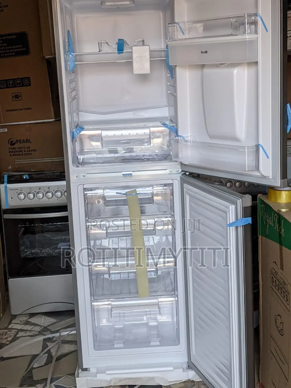 Roch Dispensary Refrigerator 246l-Double-Door-Bottom-Freezer in Accra ...