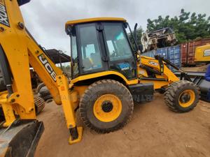 Backhoe Loader / Site Master for Rent in Accra Metropolitan - Other ...