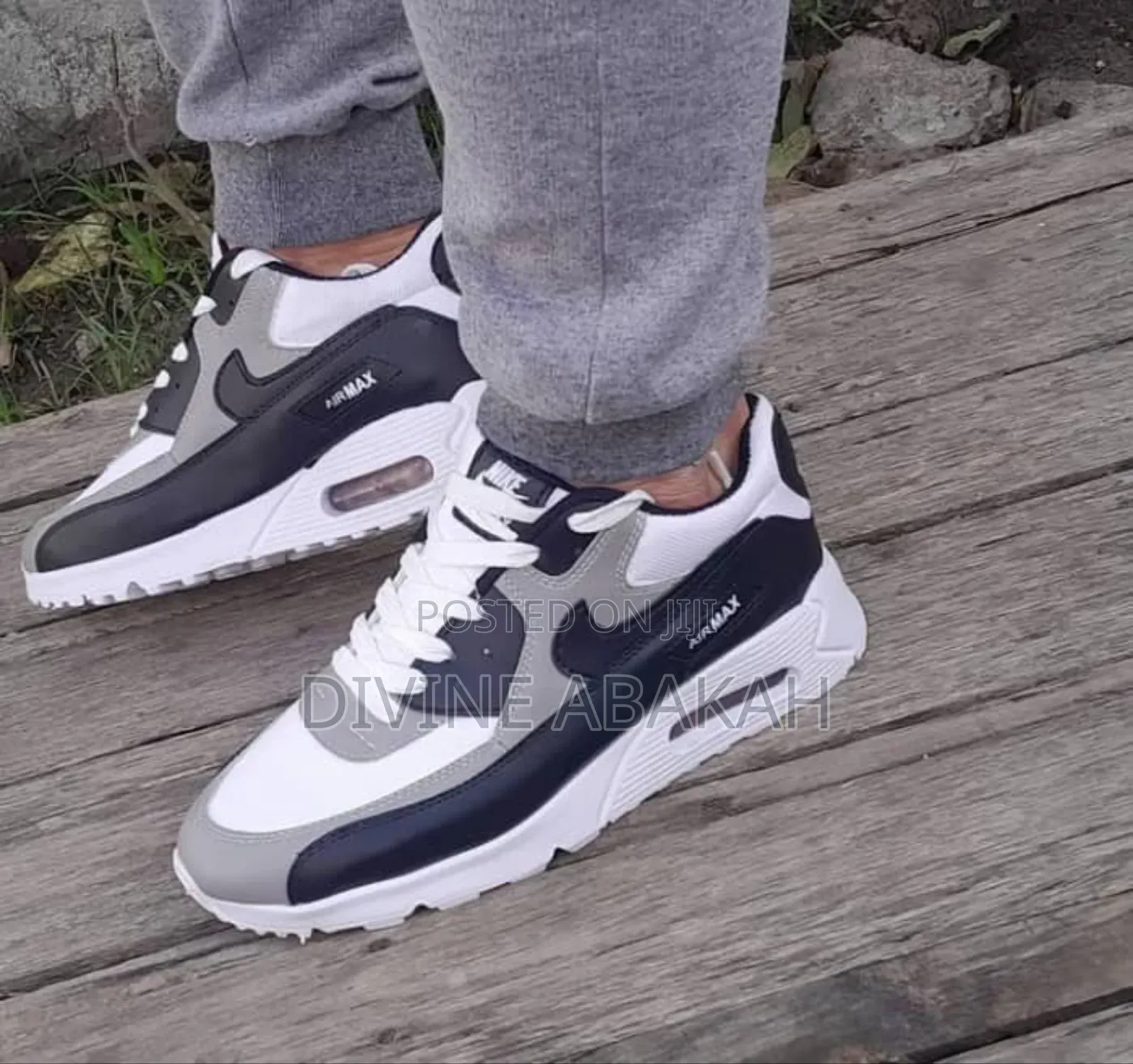 Original Nike Air Max Sneakers in Tema Metropolitan - Shoes, Divine ...