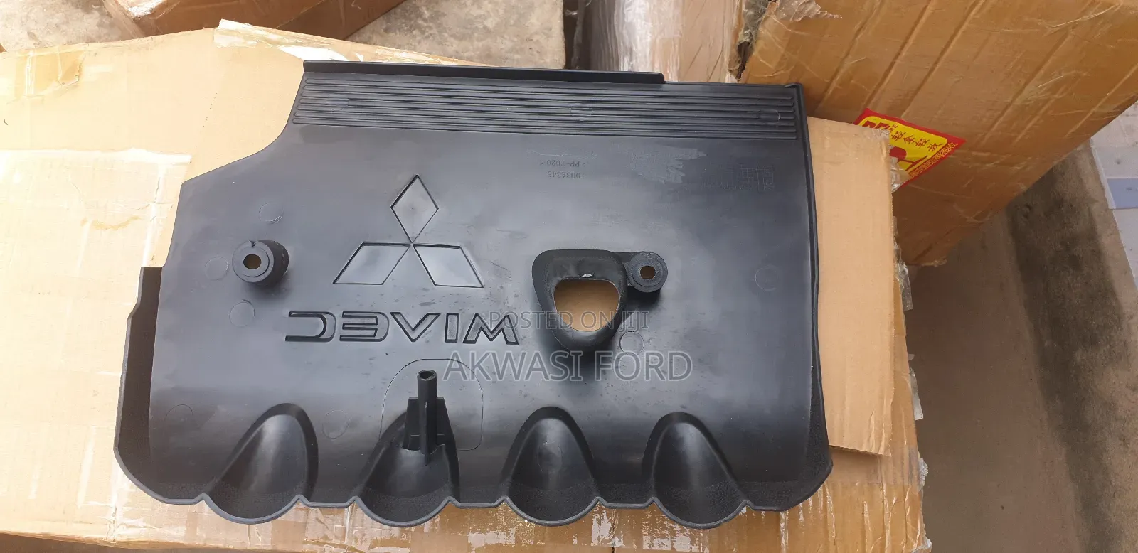 Mitsubishi Outlander Top Engine Cover in Abossey Okai - Vehicle Parts ...