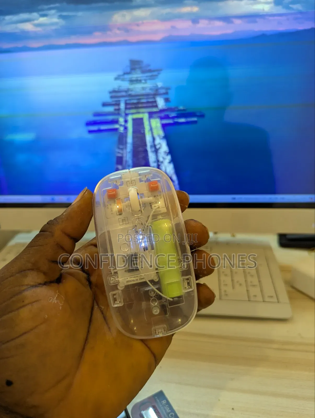 Chargeable Wireless Mouse in Accra Metropolitan - Computer Accessories ...