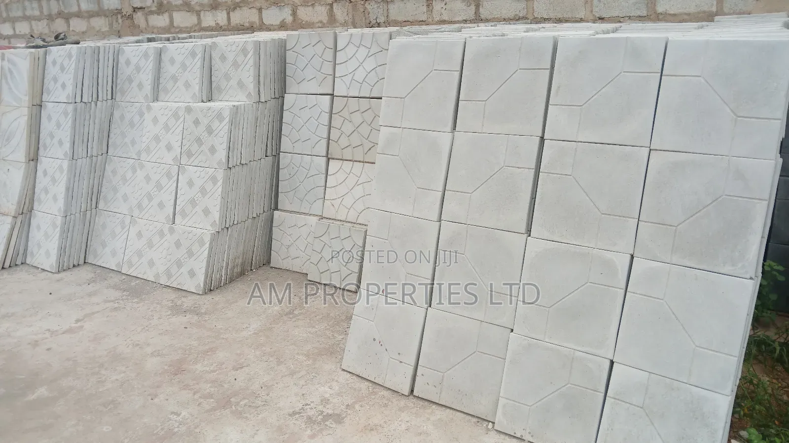 Pavement Blocks, Slabs and Garden Kerbs in Ashaley Botwe - Building ...