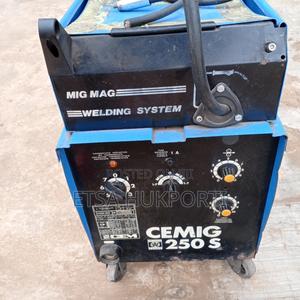 Used Mig 250s Industrial Welding Machine From Italy in Madina ...
