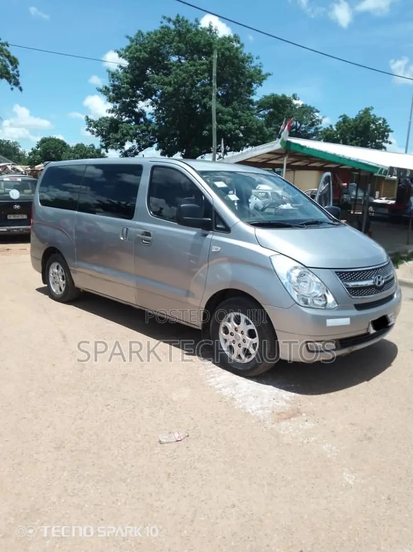 Hyundai Starex 2012 Grey in Bolgatanga Municipal - Buses & Microbuses ...