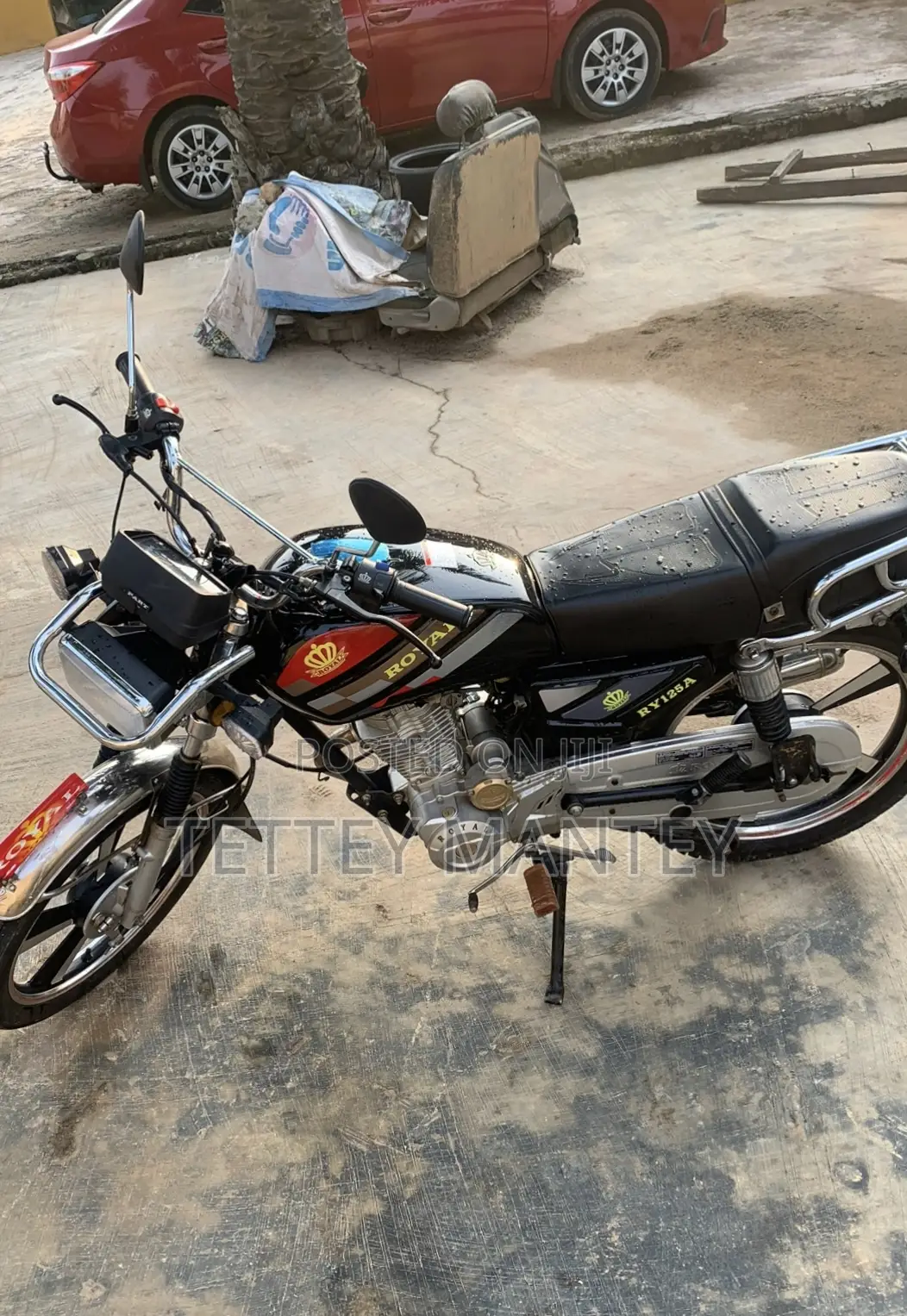Royal Motorcycle 2024 Black in Accra Metropolitan - Motorbikes ...