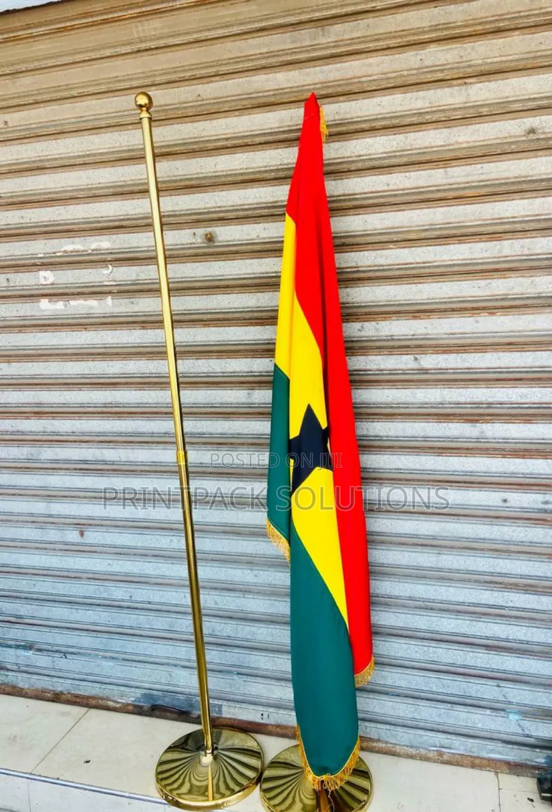 Gold Indoor Flag Stand in Accra Metropolitan - Printing Services, Printpack Solutions | Jiji.com.gh