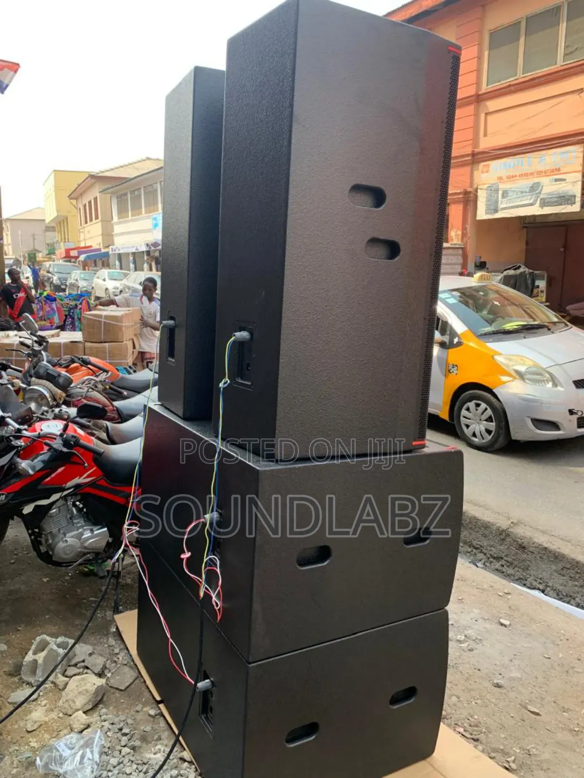 Full Set of JBL Speakers With Amps, Rack, Microphone All in Accra ...