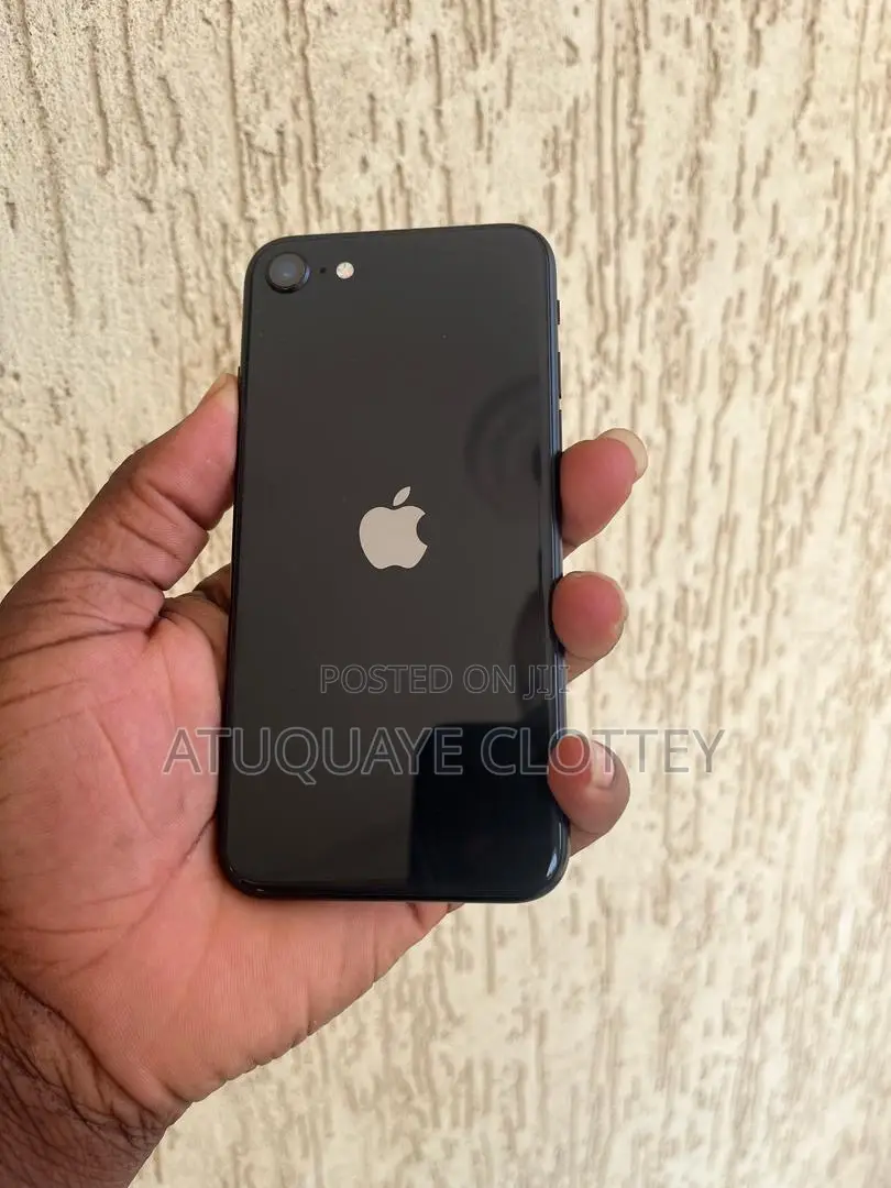 Apple iPhone SE (2020) 128 GB Black in Accra Metropolitan - Mobile ...