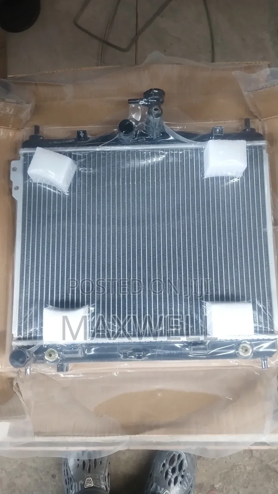 Toyota Hilux 2008 -2012 Radiator in Abossey Okai - Vehicle Parts ...