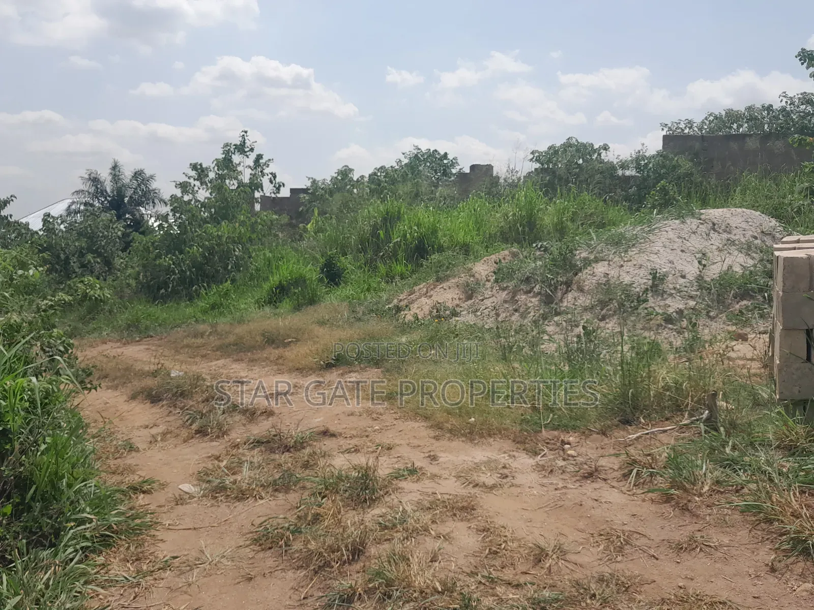 Plot for Sale at Mampongteng Abrade. in Kumasi Metropolitan - Land ...