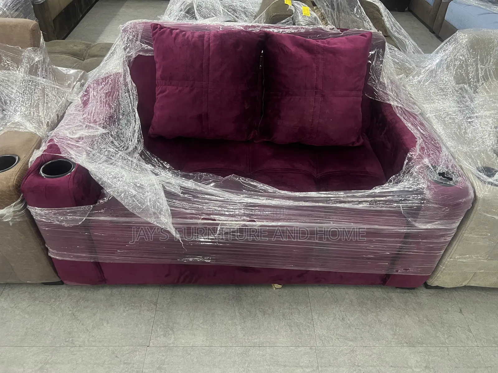 2 In 1 Sofa in Tema Metropolitan - Furniture, Jacob | Jiji.com.gh