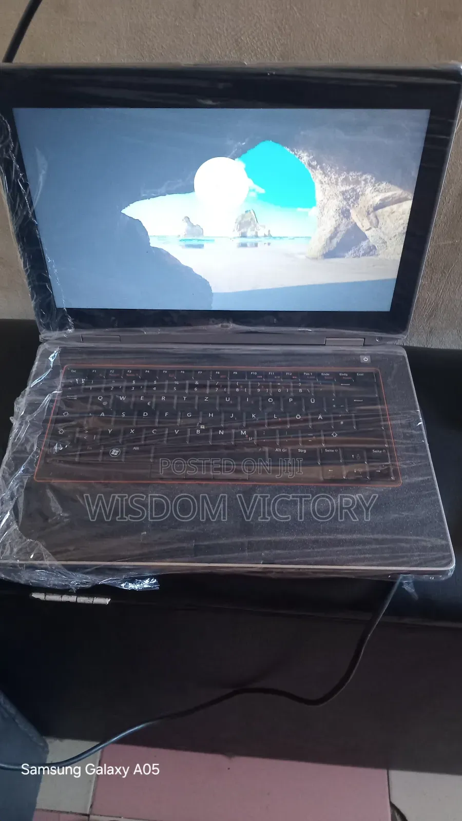 New Laptop Dell Latitude 12 E7250 8GB Intel Core i5 HDD 500GB in Circle ...