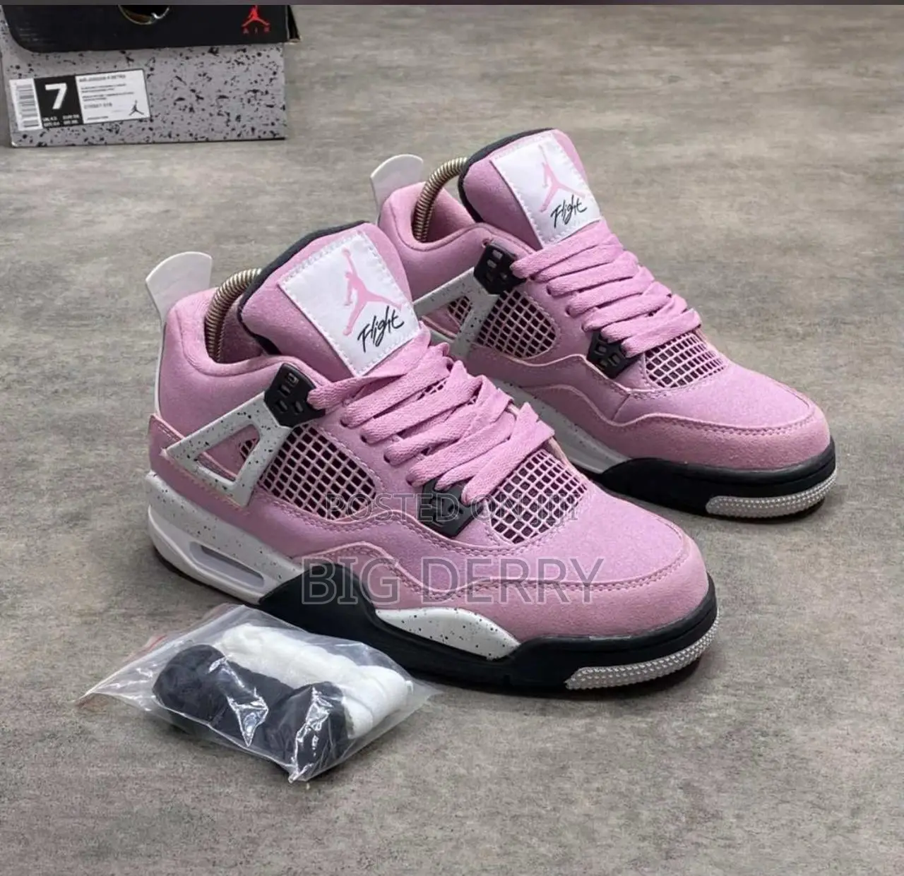 Air Jordan 4 Pink in Accra Metropolitan - Shoes, Big Derry | Jiji.com.gh