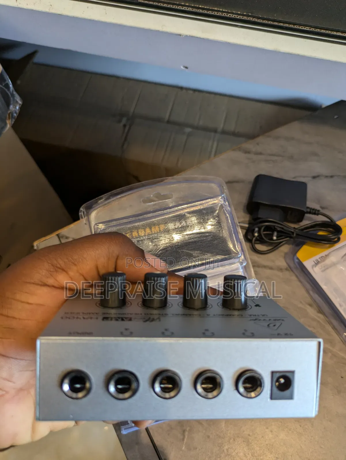 Behringer Ha400 Compact 4-Channel Headphone Amplifier in Accra ...