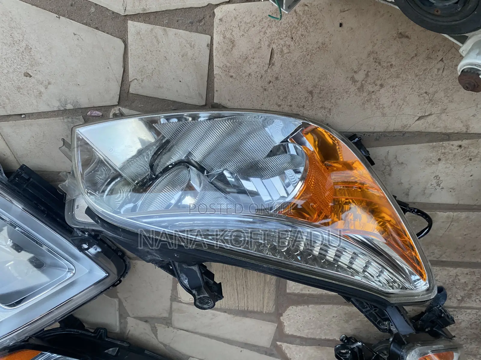 Toyota Rav4 2006-2008 Headlights Used in Abossey Okai - Vehicle Parts ...