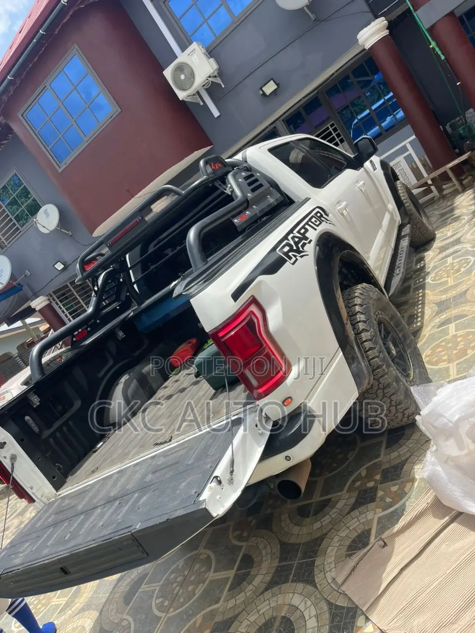 Ford F150 Back Bucket Carrier in Abossey Okai - Vehicle Parts ...