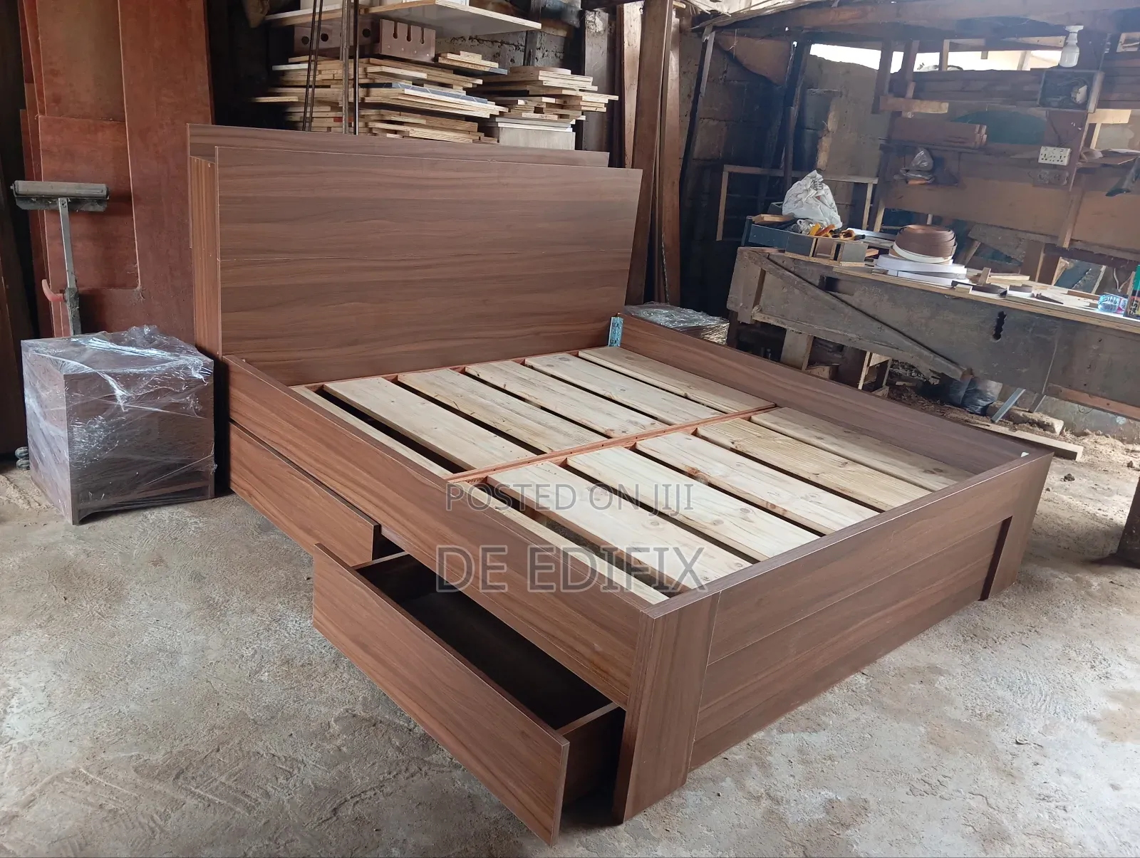 Wooden Bed in Accra Metropolitan - Furniture, De Edifix | Jiji.com.gh