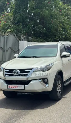 Toyota Fortuner 2017 White in Accra Metropolitan - Cars, Kwesi Mireku ...