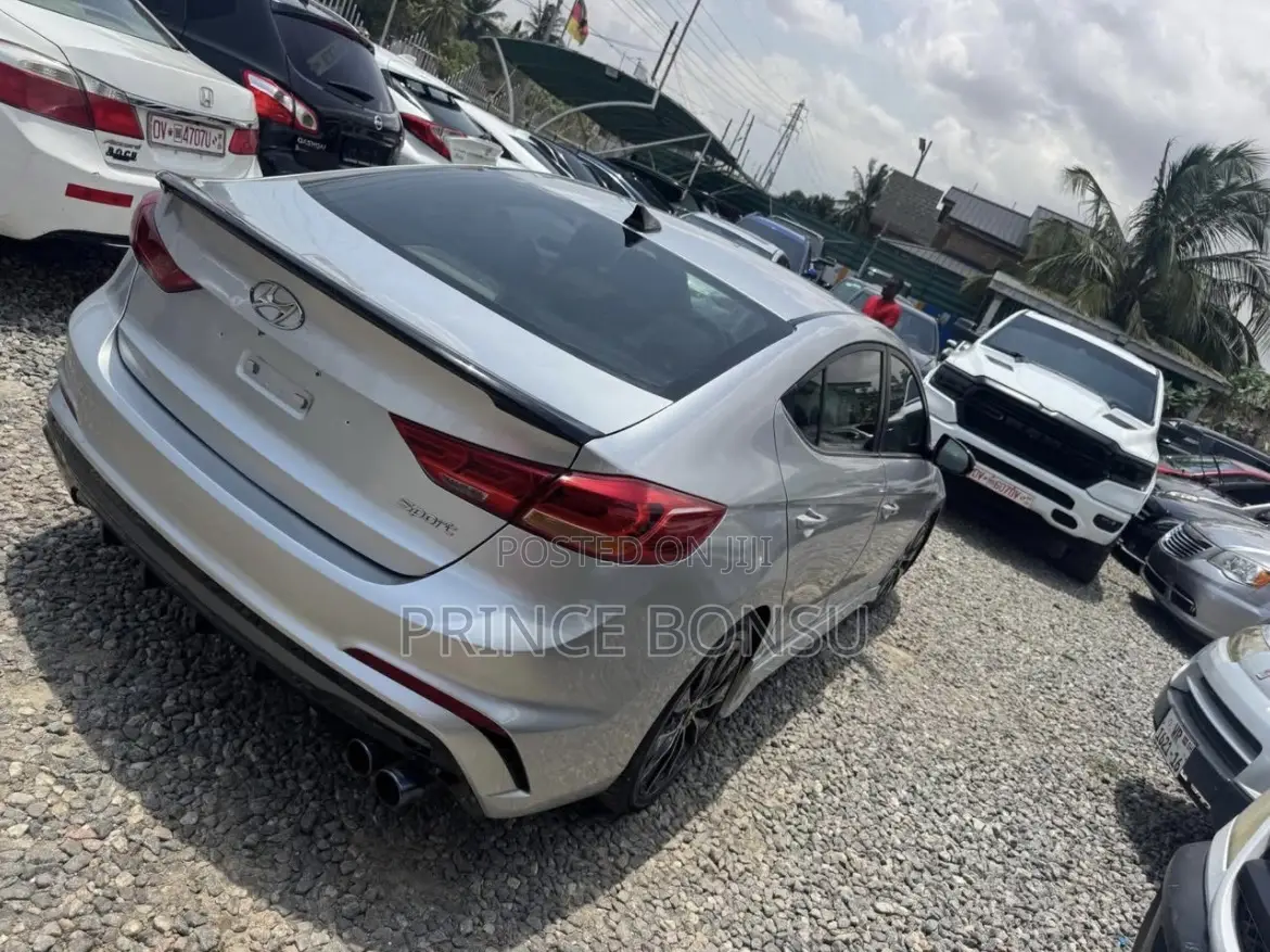 Hyundai Elantra 2018 Silver in Accra Metropolitan - Cars, Prince Bonsu ...