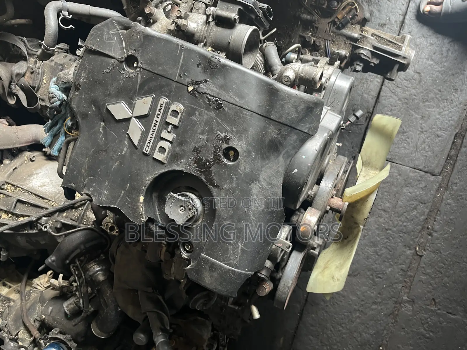 Mitsubishi L200 Engine Complete in Abossey Okai - Vehicle Parts ...
