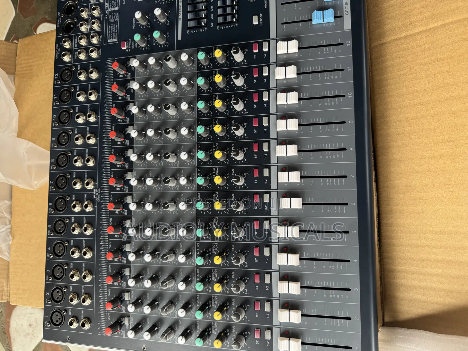 Yamaha SMX 12 Channel Raw Mixer in Accra Metropolitan - Audio & Music ...