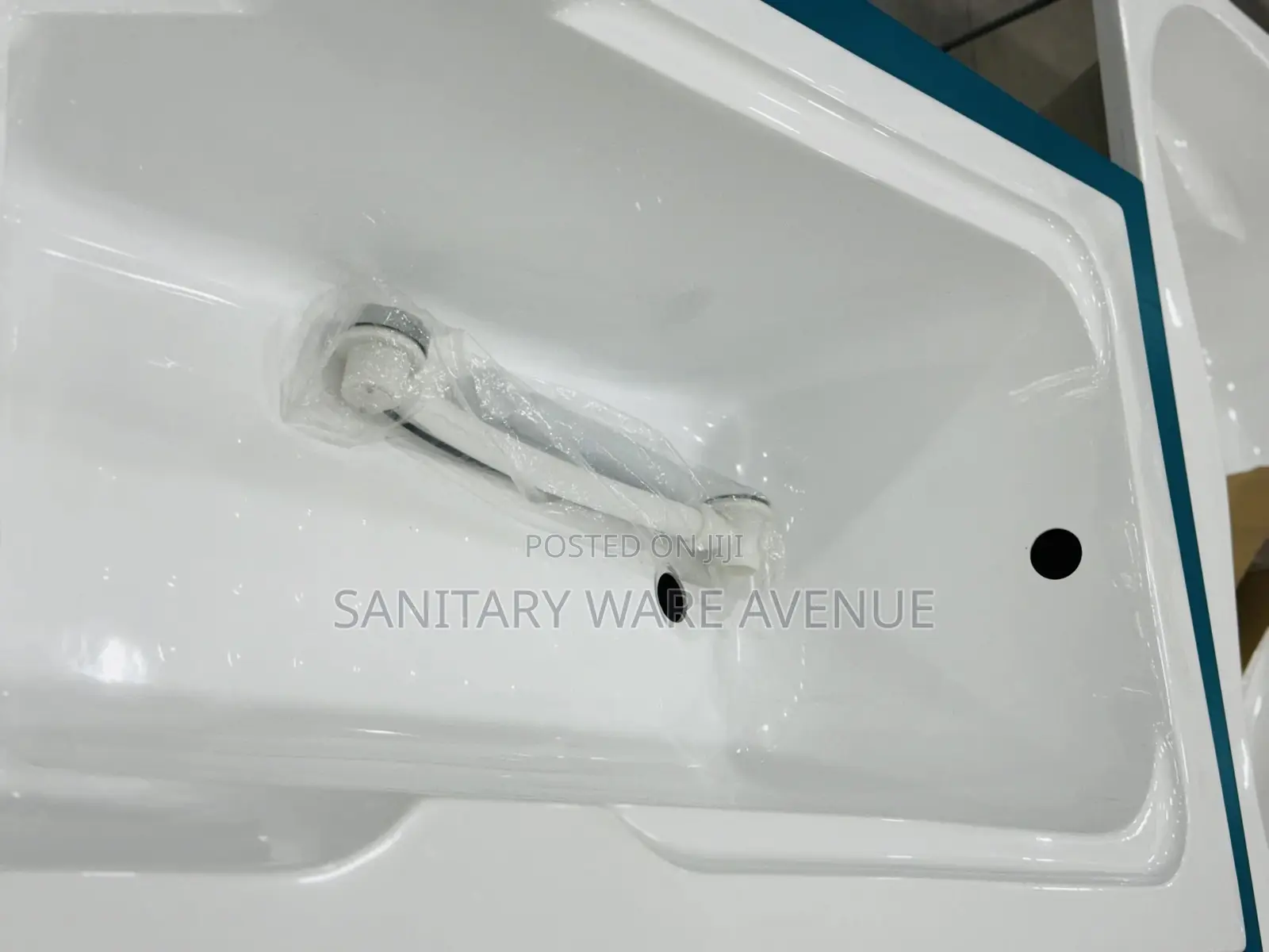 Block Bathtub _ Tiles Bathtub in Accra Metropolitan - Plumbing & Water ...