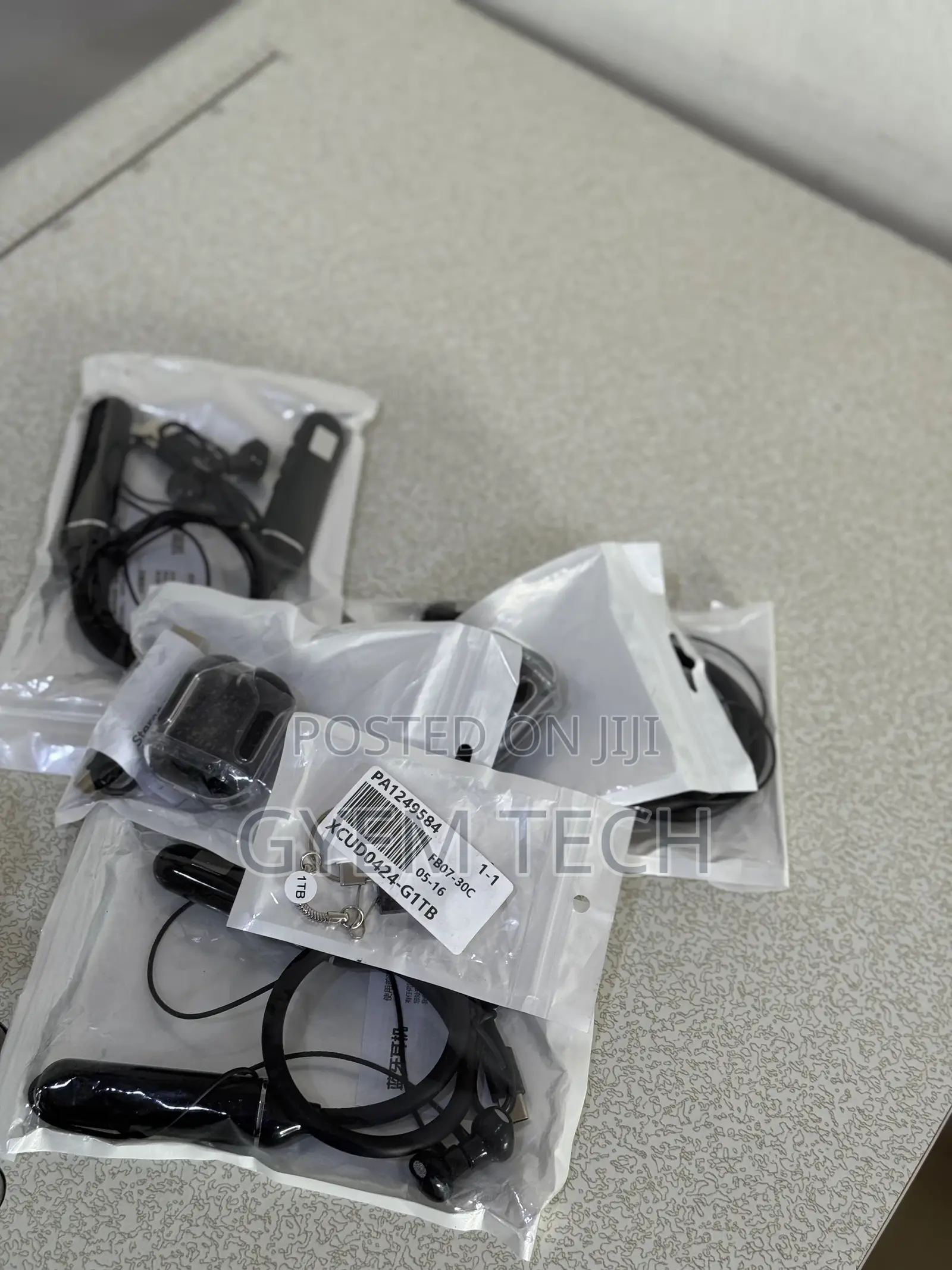 Neck Hanging Headphones in Kumasi Metropolitan - Headphones, Kojo ...