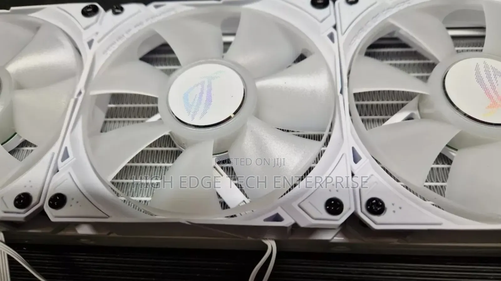 Asus Rog Strix Gaming Liquid Cpu Cooler in Tema Metropolitan - Computer ...
