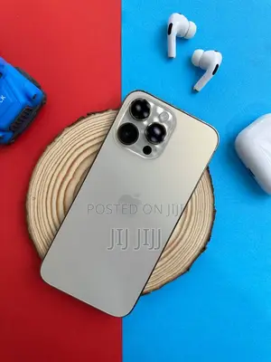 Apple iPhone 13 Pro Max 128 GB Gold in Accra Metropolitan - Mobile Phones, Terry Owusu | Jiji.com.gh