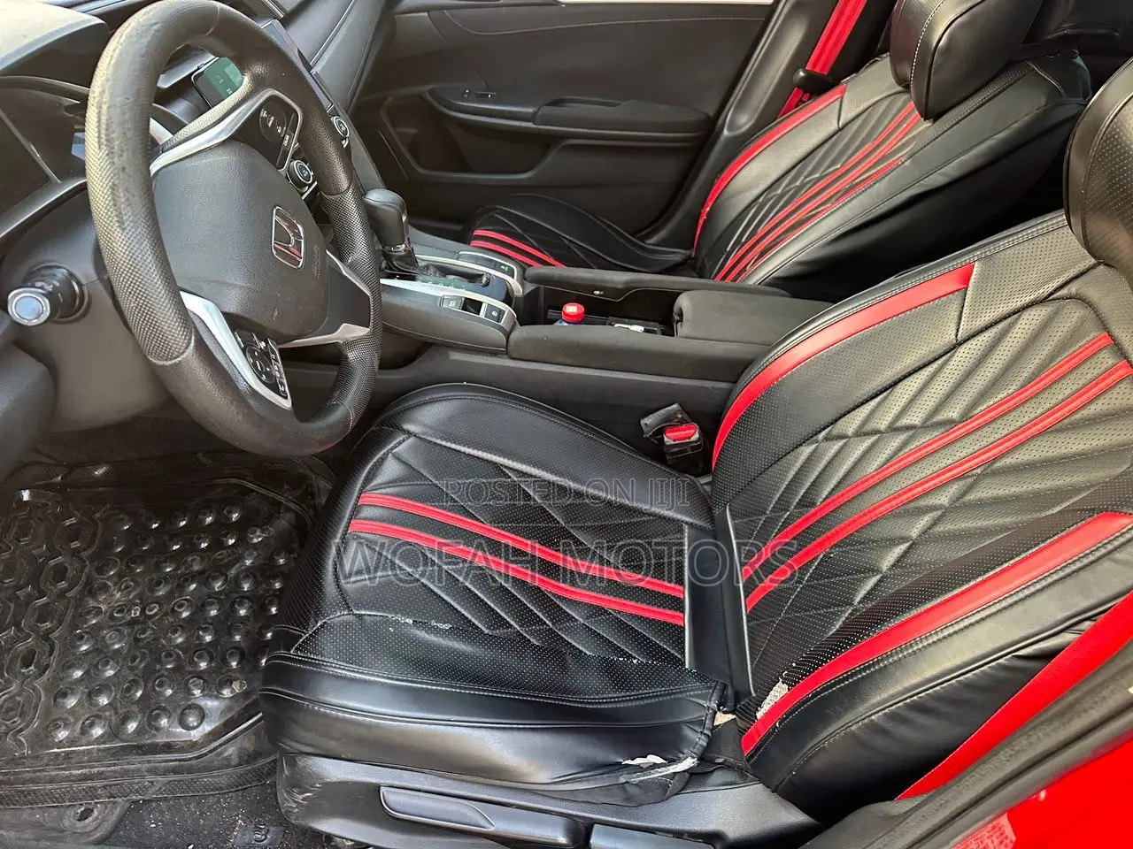 Honda Civic 2016 Red in Madina - Cars, Okyere Bright | Jiji.com.gh