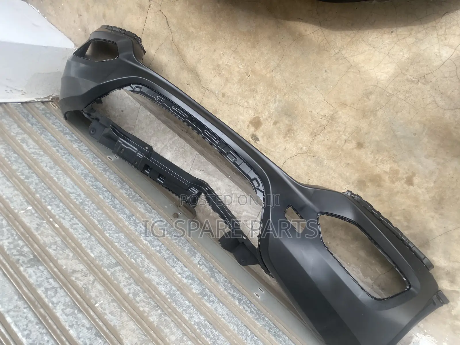 Honda HRV 2019-2022 Front Bumper Up in Abossey Okai - Vehicle Parts ...