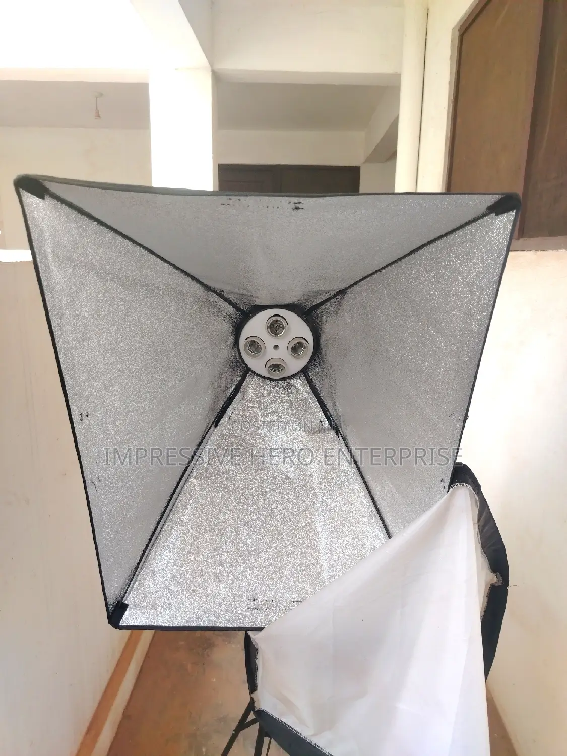 Continuous Light Softbox in Tema Metropolitan - Arts, Crafts & Awards ...