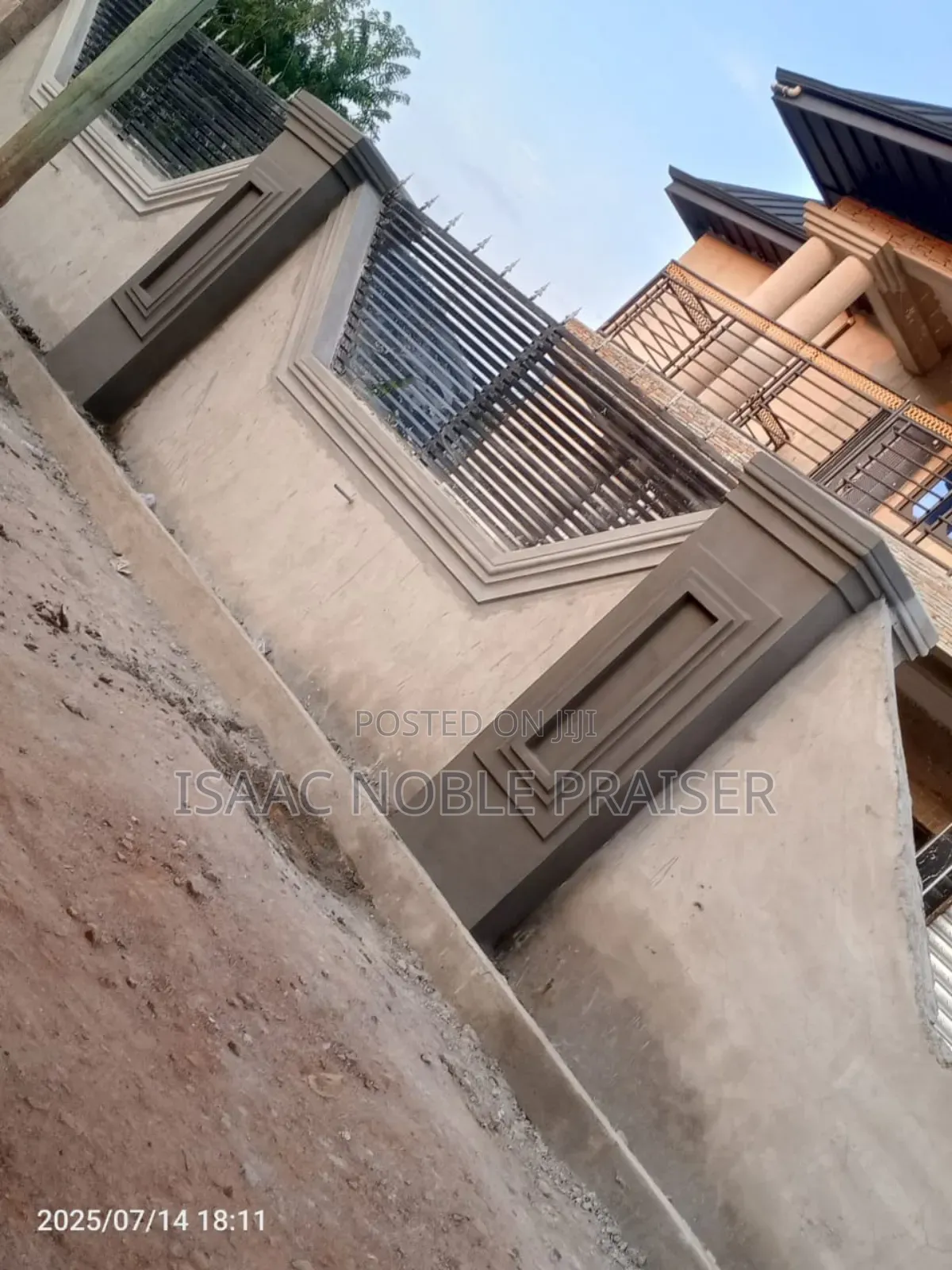 Parapet Window Design in East Legon - Windows & Glass, Isaac Noble ...