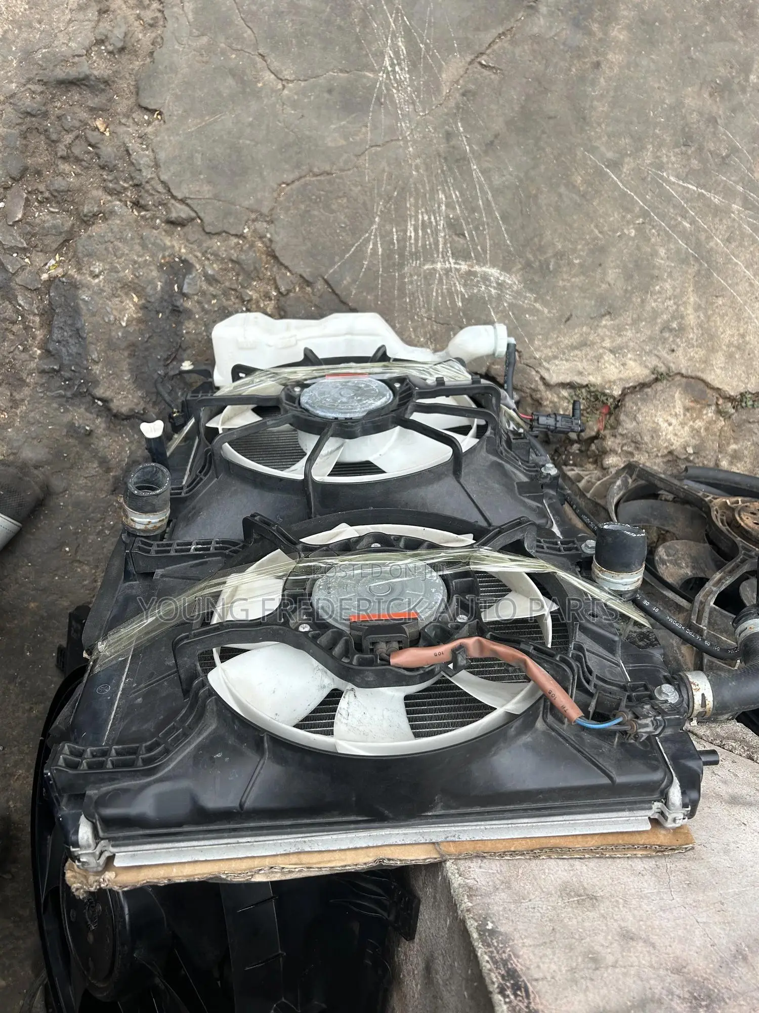 Honda HRV Radiator/Tank in Abossey Okai - Vehicle Parts & Accessories ...