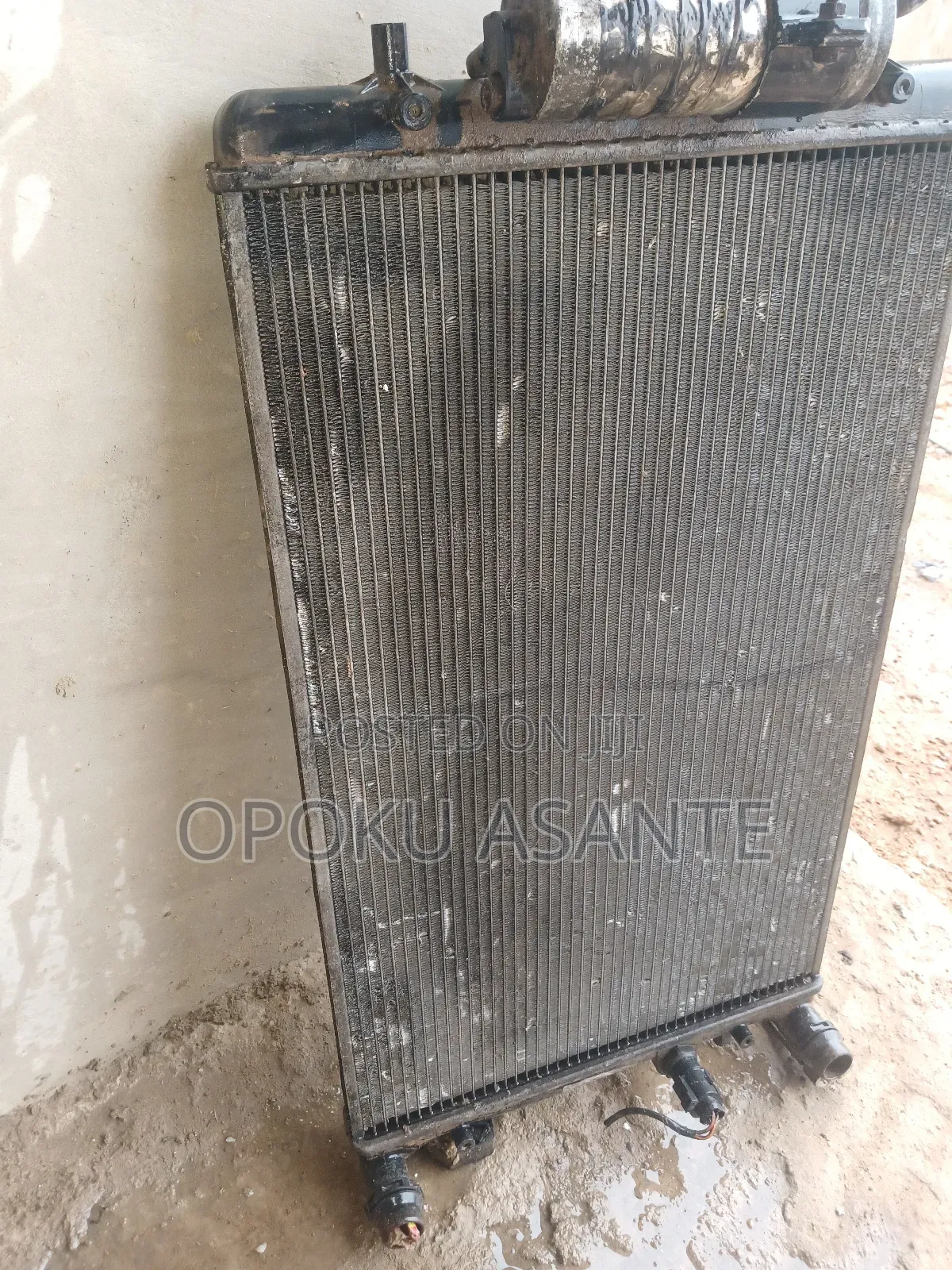 Golf 4 Radiator Tank in Kumasi Metropolitan - Vehicle Parts ...