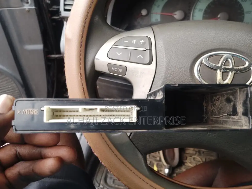 Toyota Vitz Smart Key in Abossey Okai - Vehicle Parts & Accessories ...