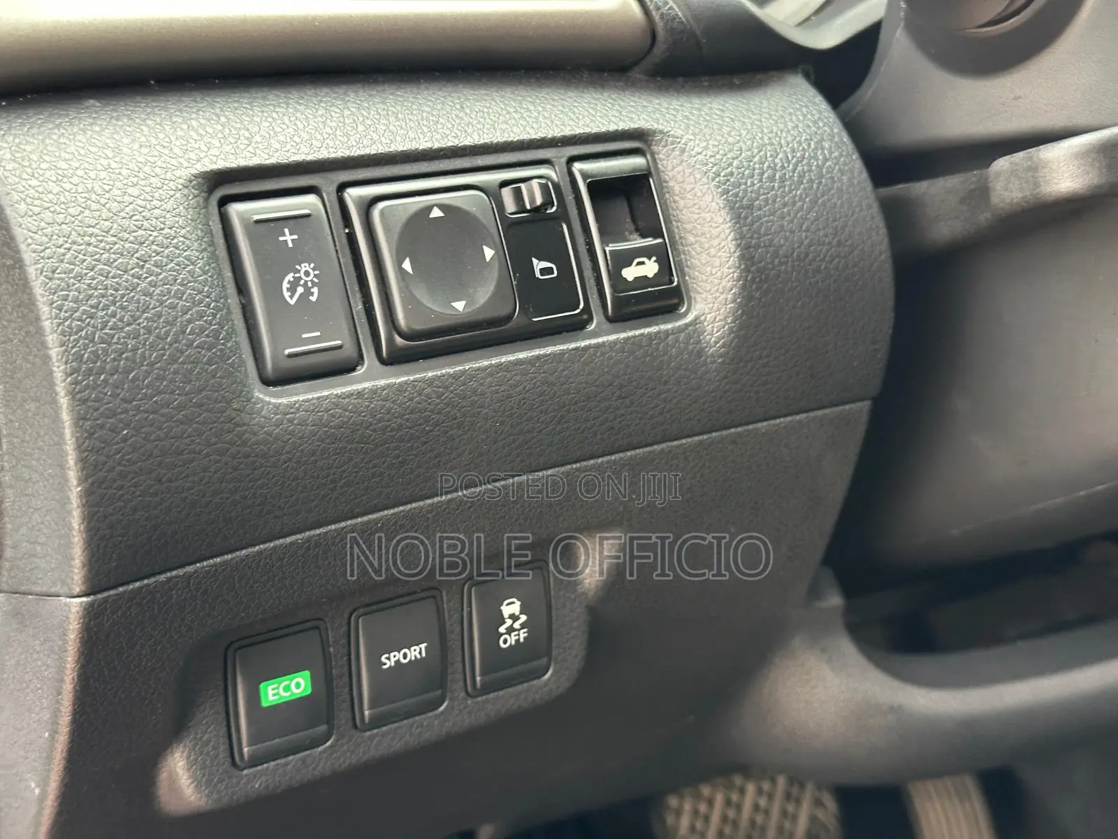 Nissan Sentra 2015 Red in Adenta - Cars, Wealth Novelty Ghana | Jiji.com.gh