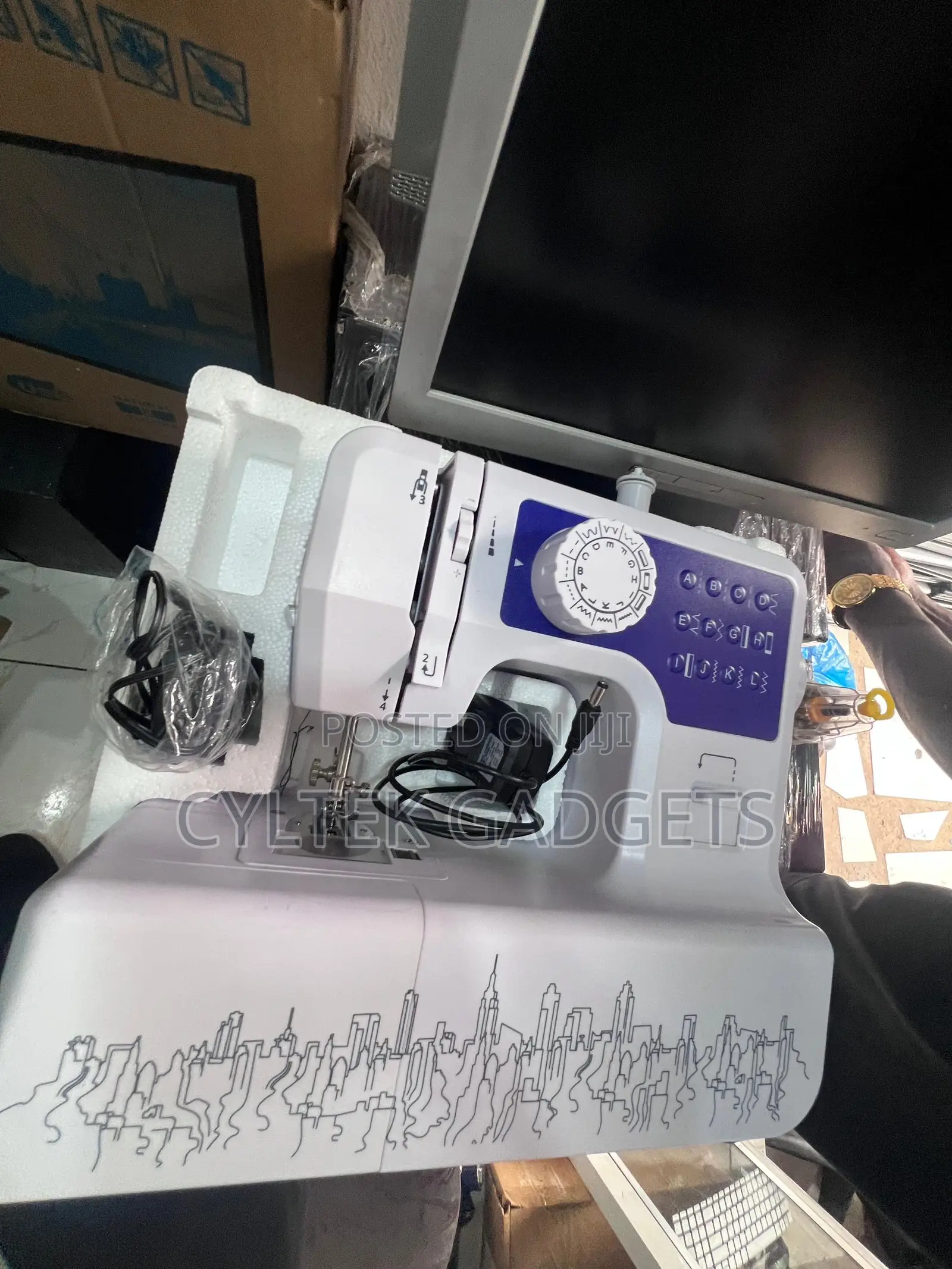 Electric Sewing Machine for Wig in Accra Metropolitan - Manufacturing ...