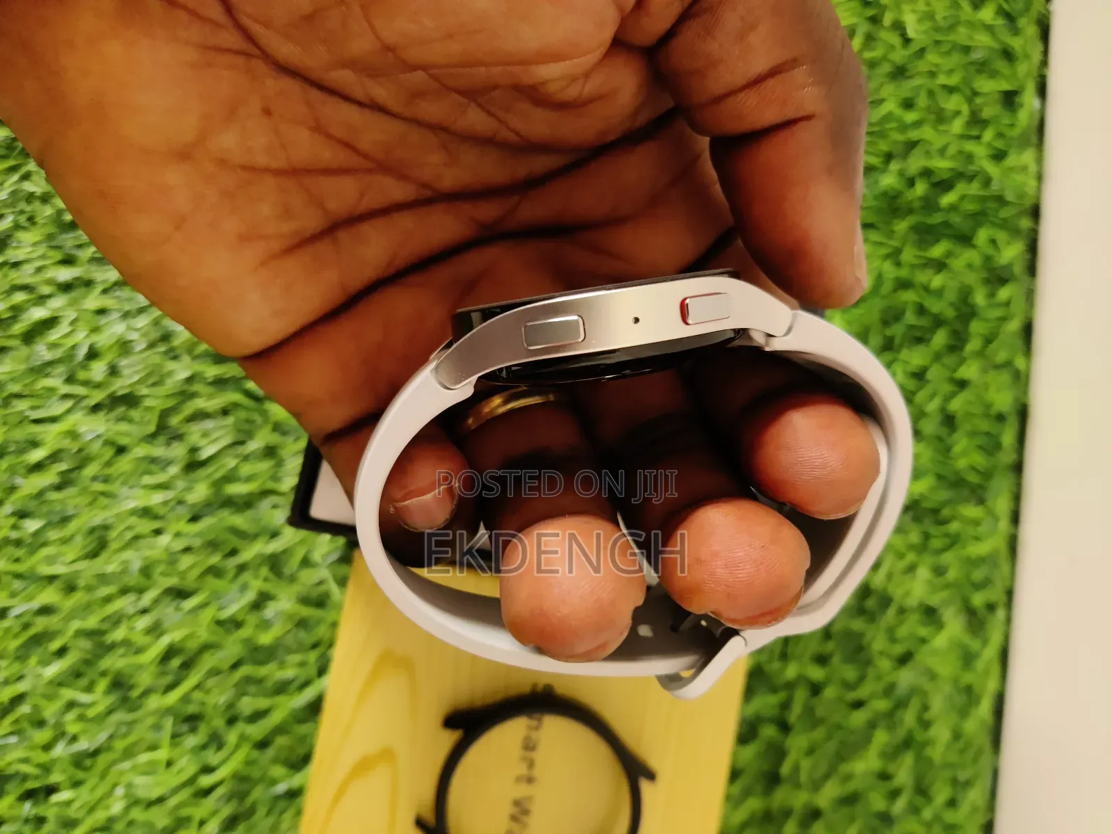 Samsung Galaxy Watch 6 44mm in Tema Metropolitan - Smart Watches ...