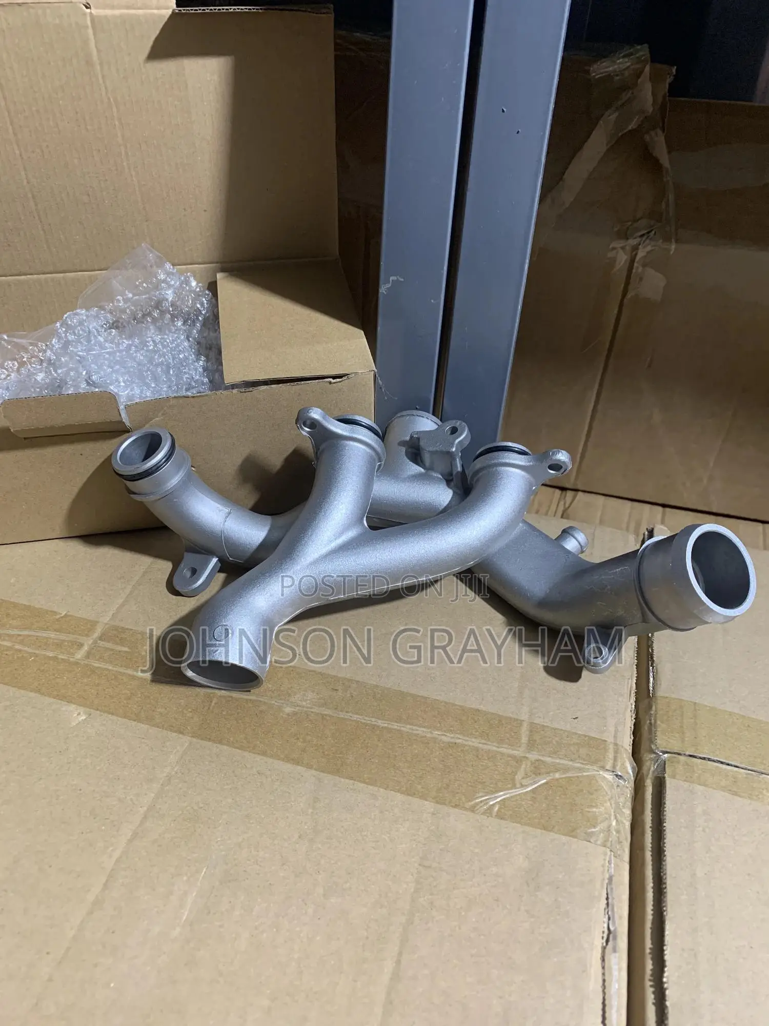Range Rover Coolant Pipe Metal for V6 in Abossey Okai - Vehicle Parts ...