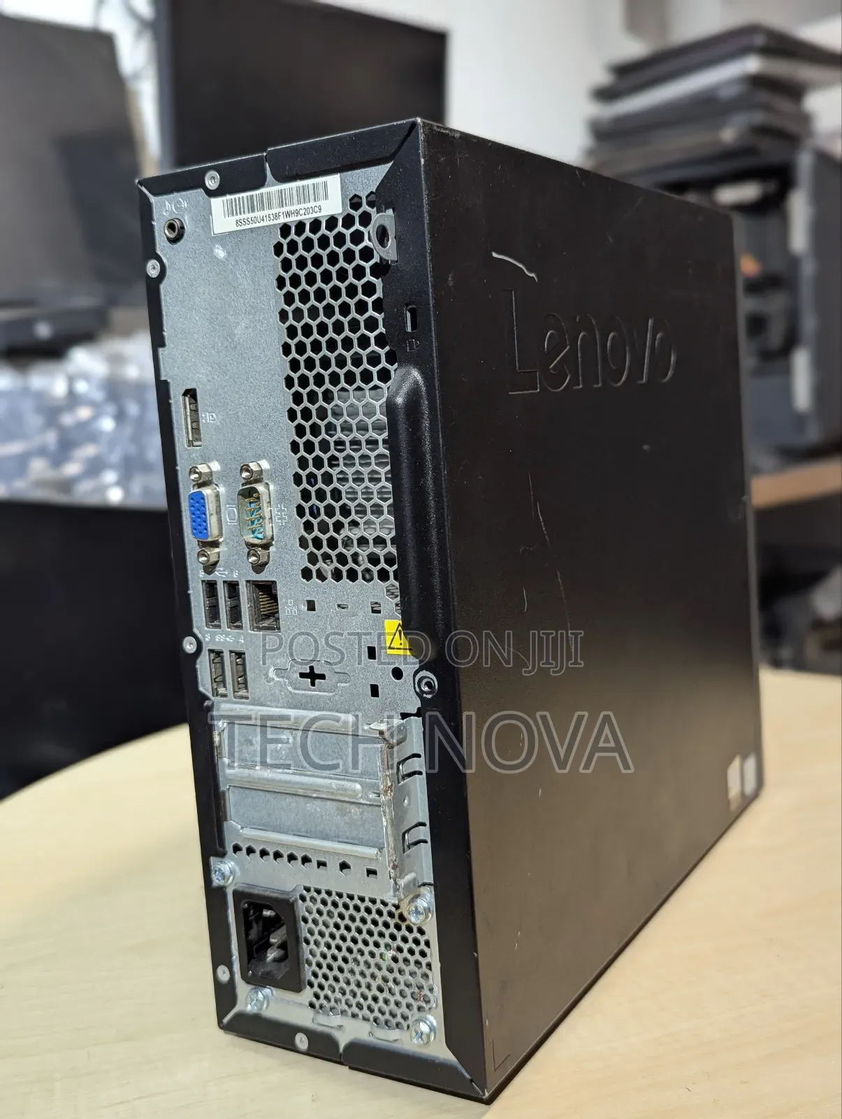 Desktop Computer Lenovo ThinkCentre M720 8GB Intel Core I5 SSD 256GB in Lapaz - Laptops ...