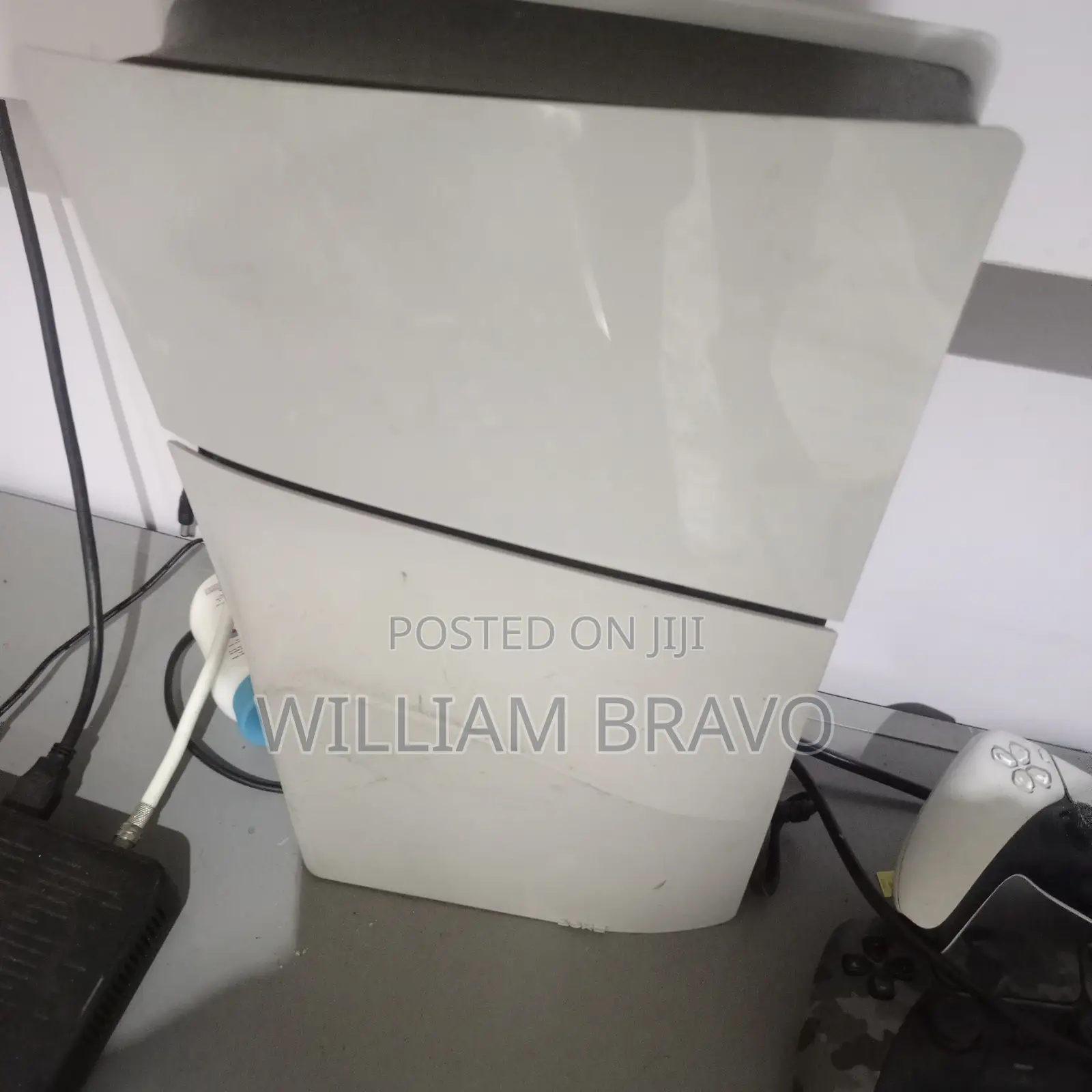 Ps5 Home Used With Two New Pads and a Gaming Cd in Lapaz - Video Game ...