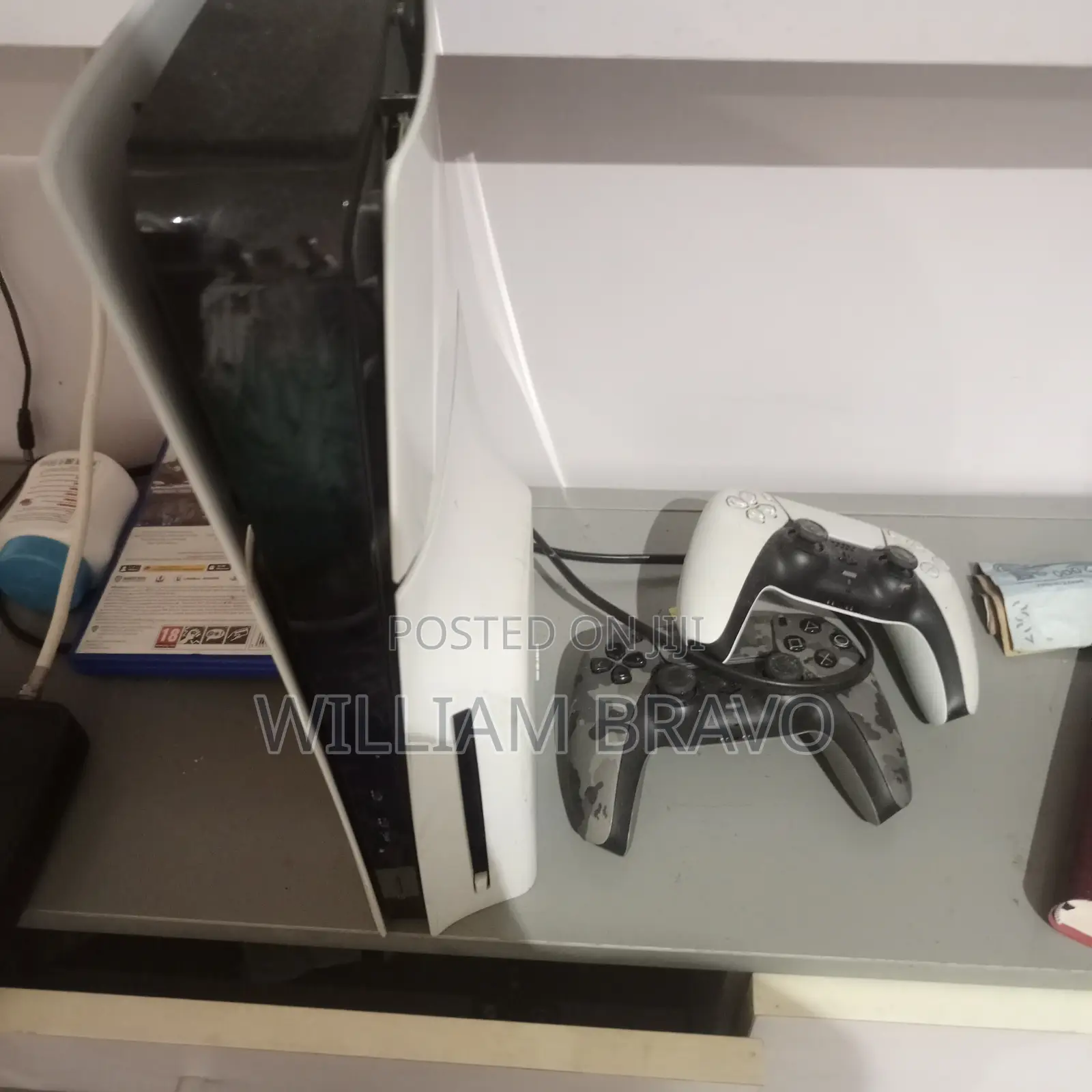 Ps5 Home Used With Two New Pads and a Gaming Cd in Lapaz - Video Game ...