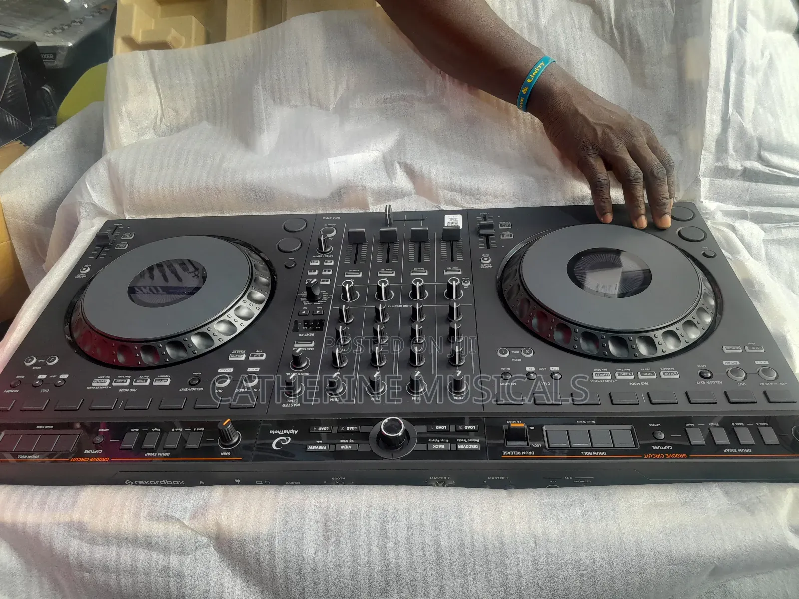 Dj Mixer DDJ-GRV 6 in Accra Metropolitan - Audio & Music Equipment ...
