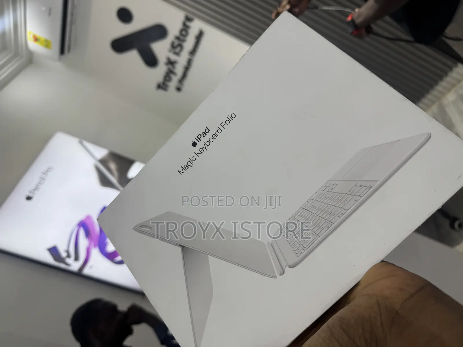 Apple Magic Keyboard Folio for iPad 10 and 11th Gen (A16) in Accra Metropolitan - Computer ...