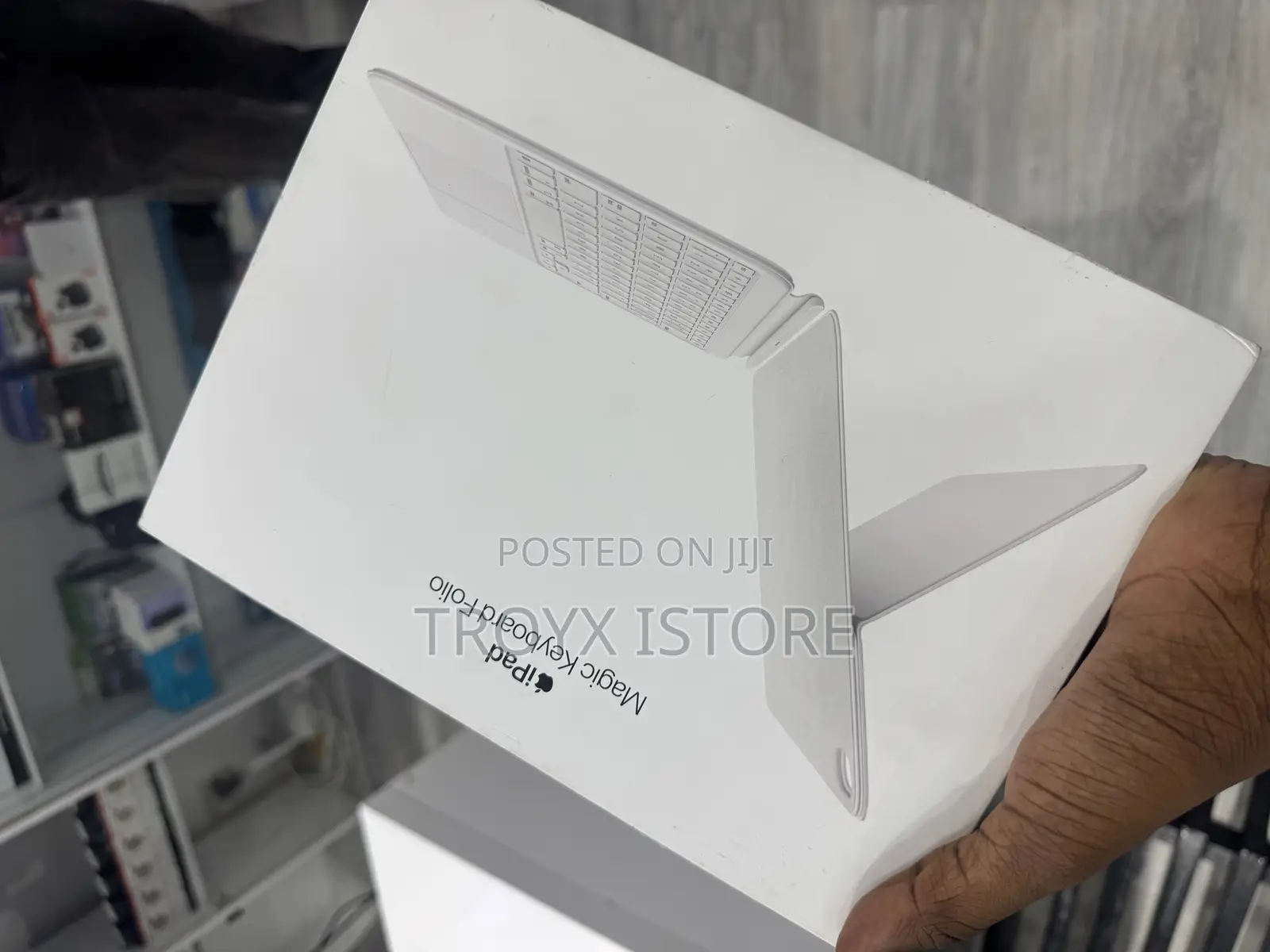 Apple Magic Keyboard Folio for iPad 10 and 11th Gen (A16) in Accra Metropolitan - Computer ...
