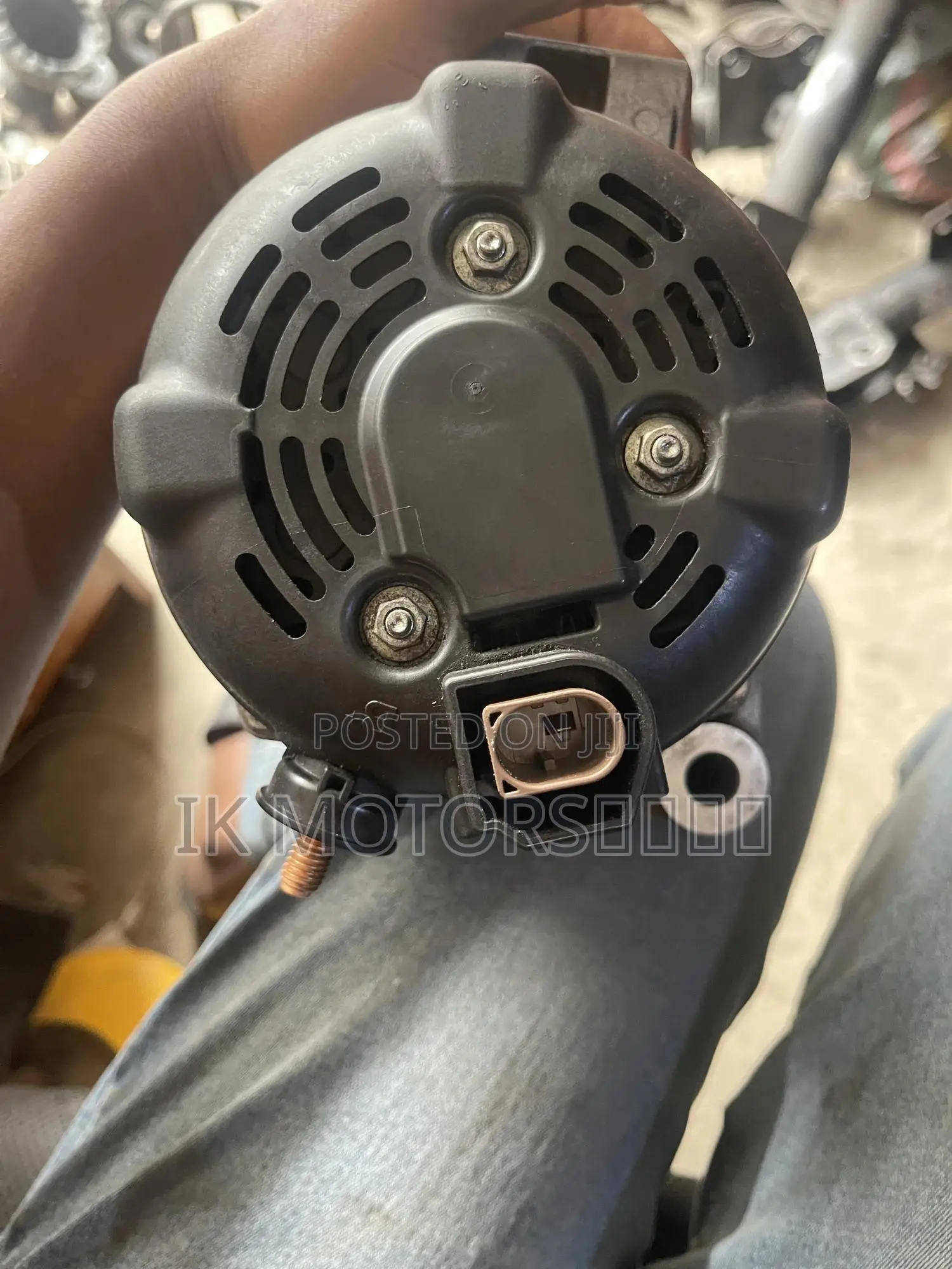 Range Rover Velar/ Sports Alternator in Abossey Okai - Vehicle Parts ...