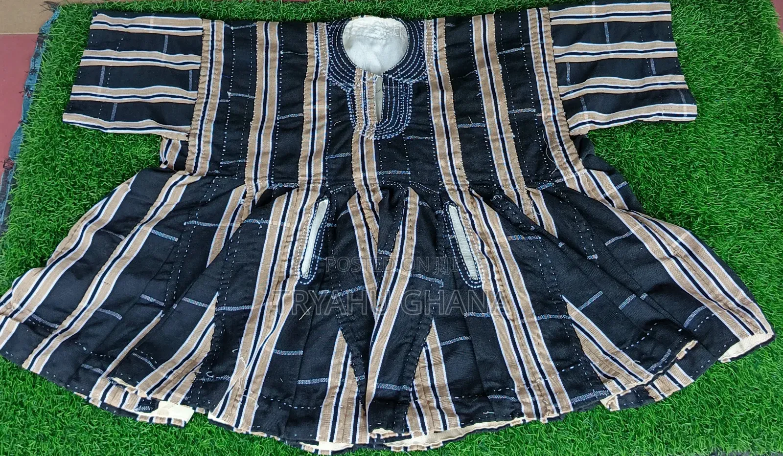 Powerful Traditional Ghanaian Northern Smock For Sale Online At Tryahu ...