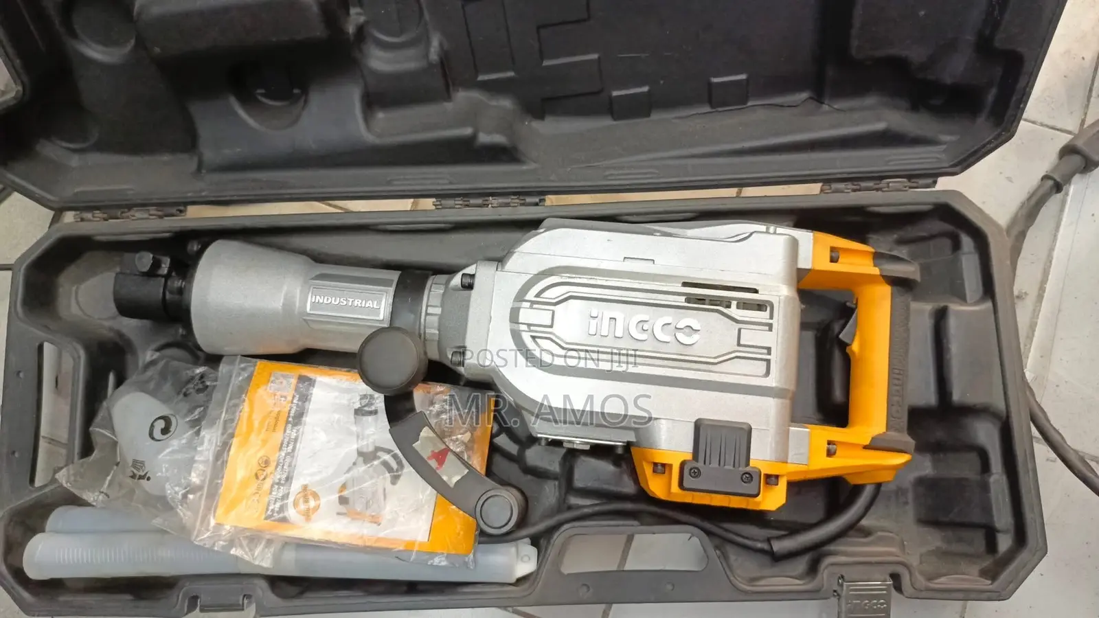 1700 Watt Demolition Breaker With 2pcs Chisels Included - Pdb17008 in ...