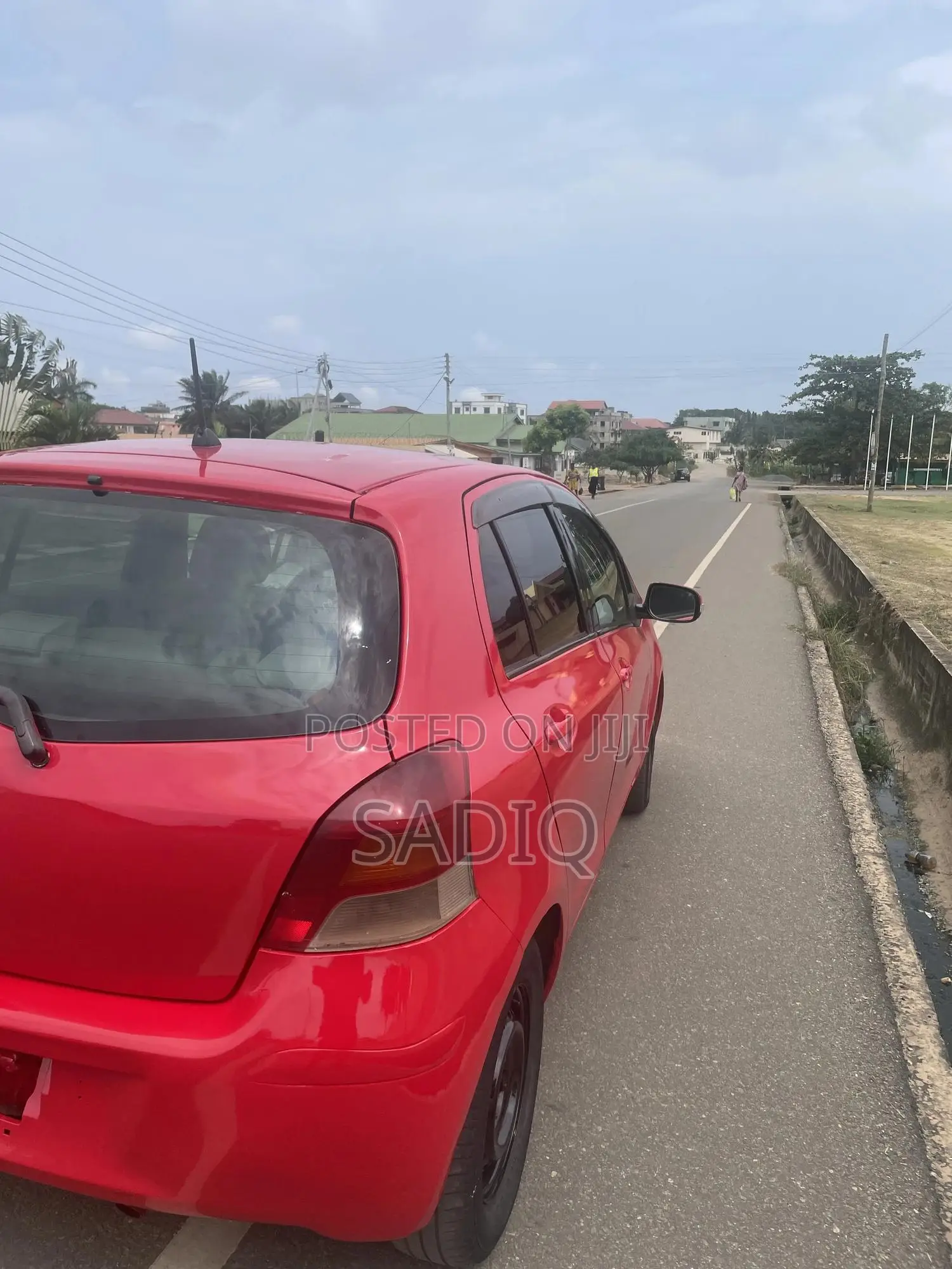 Toyota Vitz 2010 Red in Tema Metropolitan - Cars, Sadiq | Jiji.com.gh